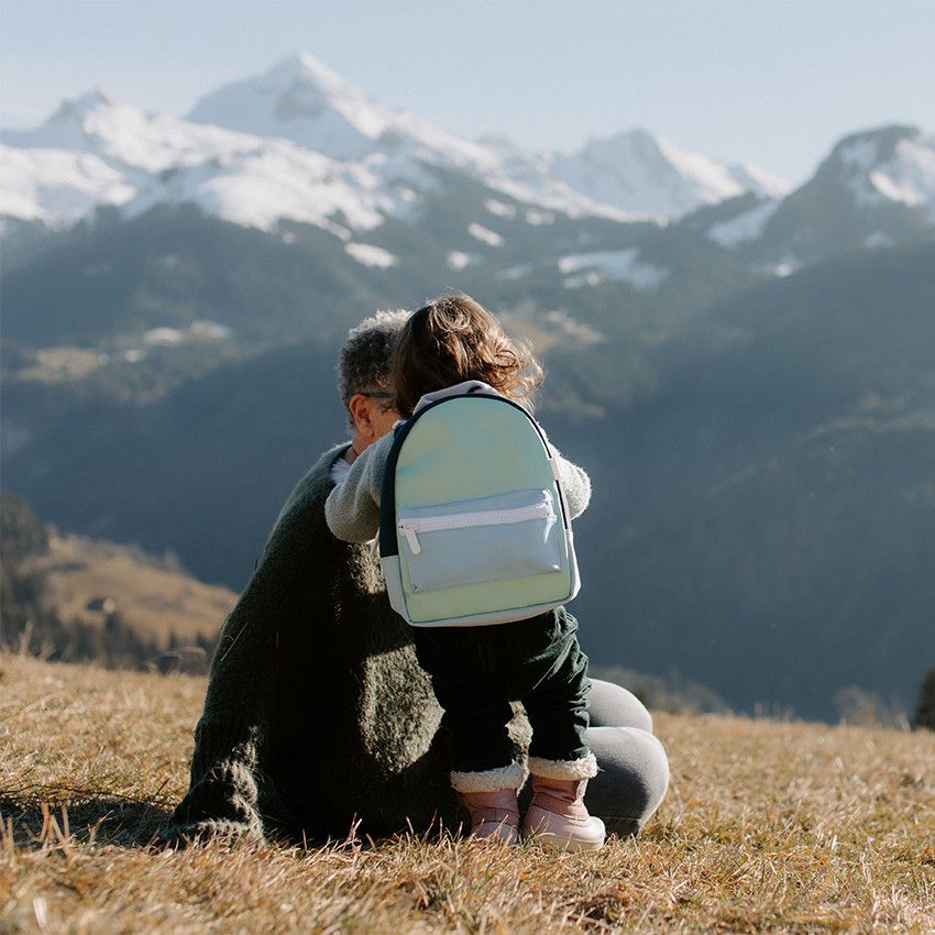 BEABA Petit sac à dos Faro matcha latte Bleu - Sacs à langer - Voyages ...